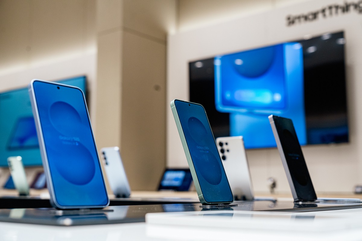 Samsung deschide un Experience Store în Timișoara și lansează Galaxy ...