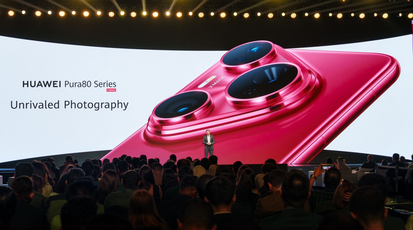 Huawei lansează global seria Pura 80, cu debut spectaculos în Dubai ...